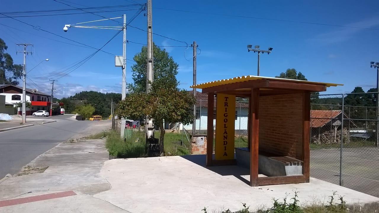 Piên tem oito novos pontos de ônibus distribuídos pela cidade ...